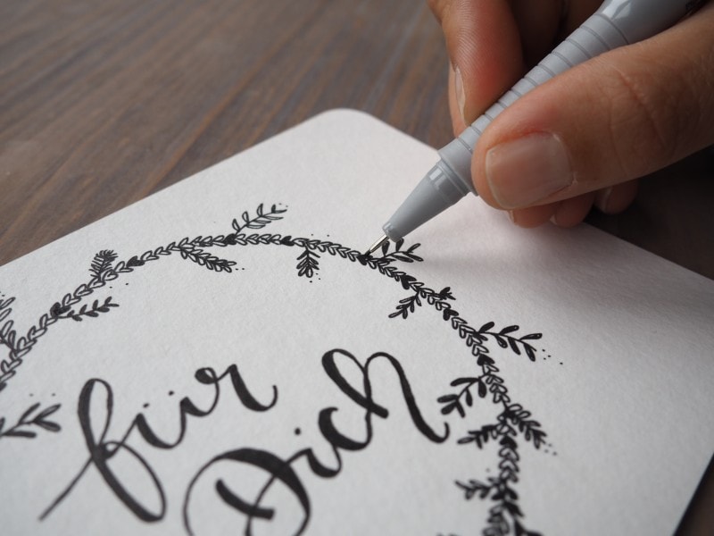 Faber-Castell_Micro-Lettering_Blumenkranz_Details - Staehlin